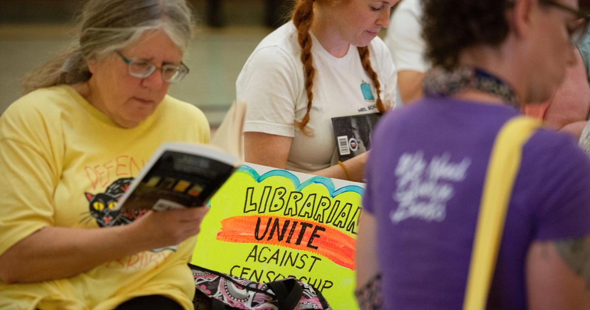 Texas House OKs bill targeting sexually explicit books in school ...